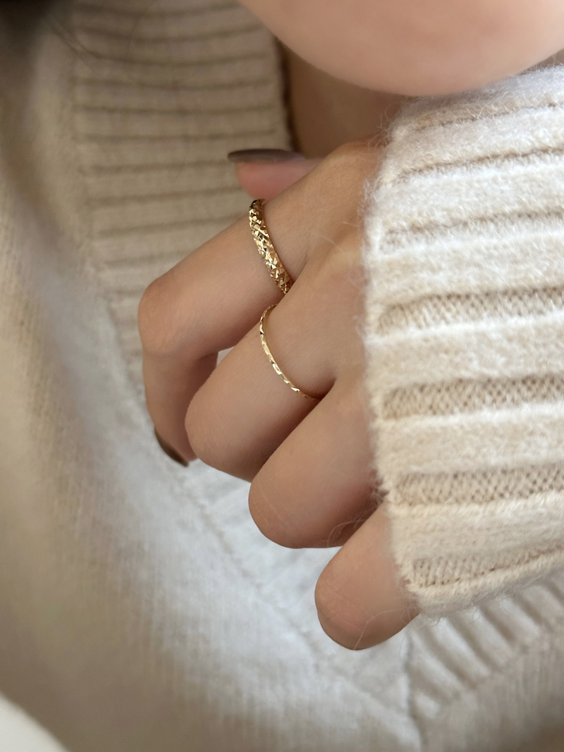 다즐링 컷팅 반지. L : 에일린샵 Aileen Shop