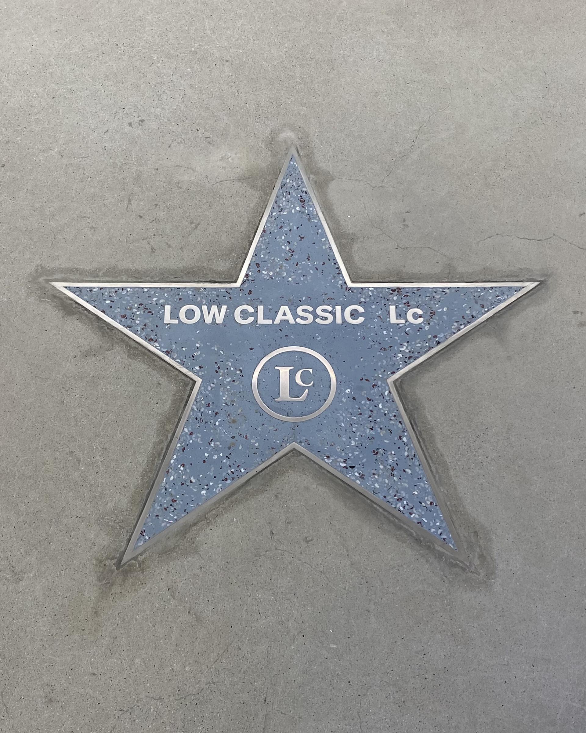 LOW CLASSIC SEONGSU 86 STORE : OBJECTIC (오브젝틱)