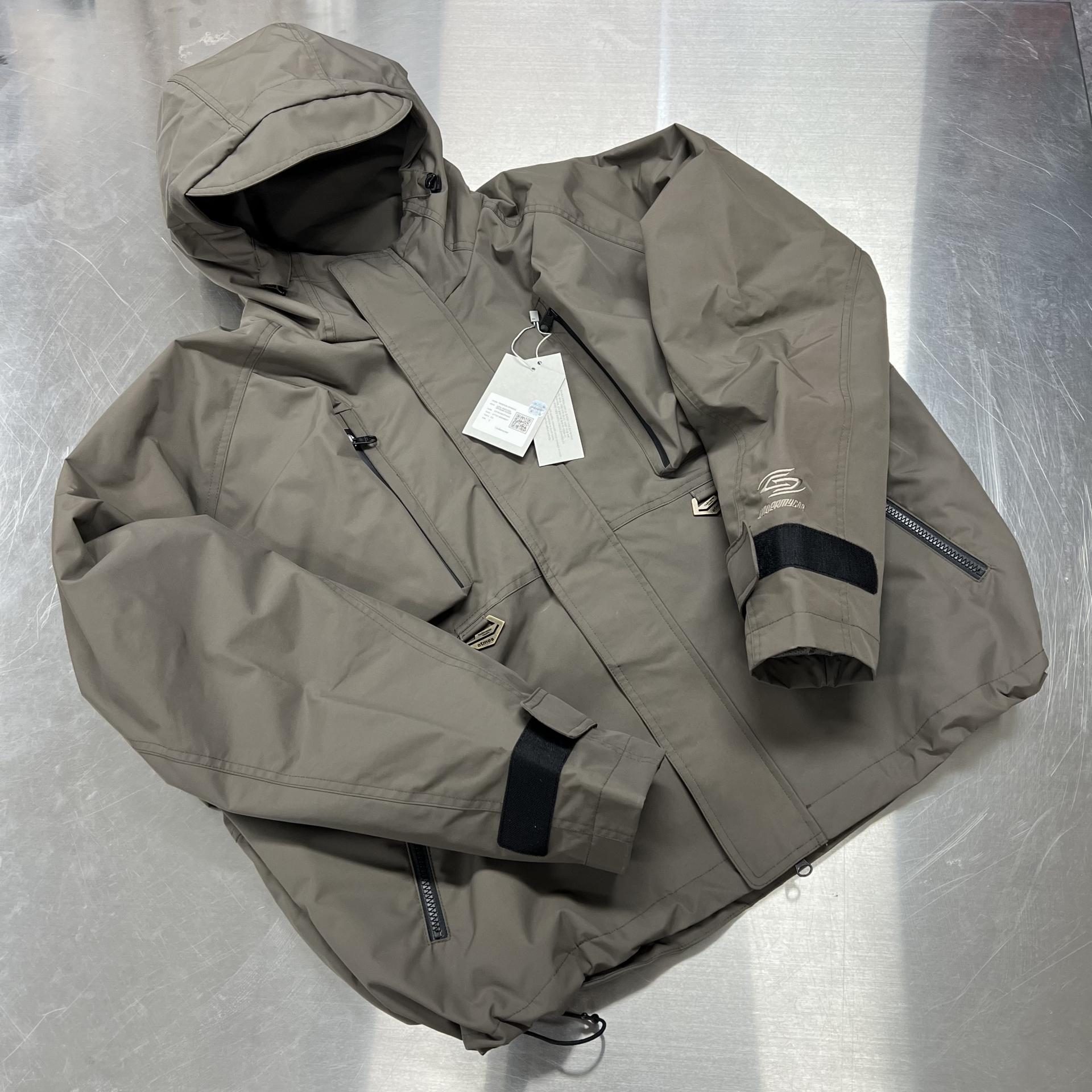 atmos x Undermycar collaboration clothing : Undermycar