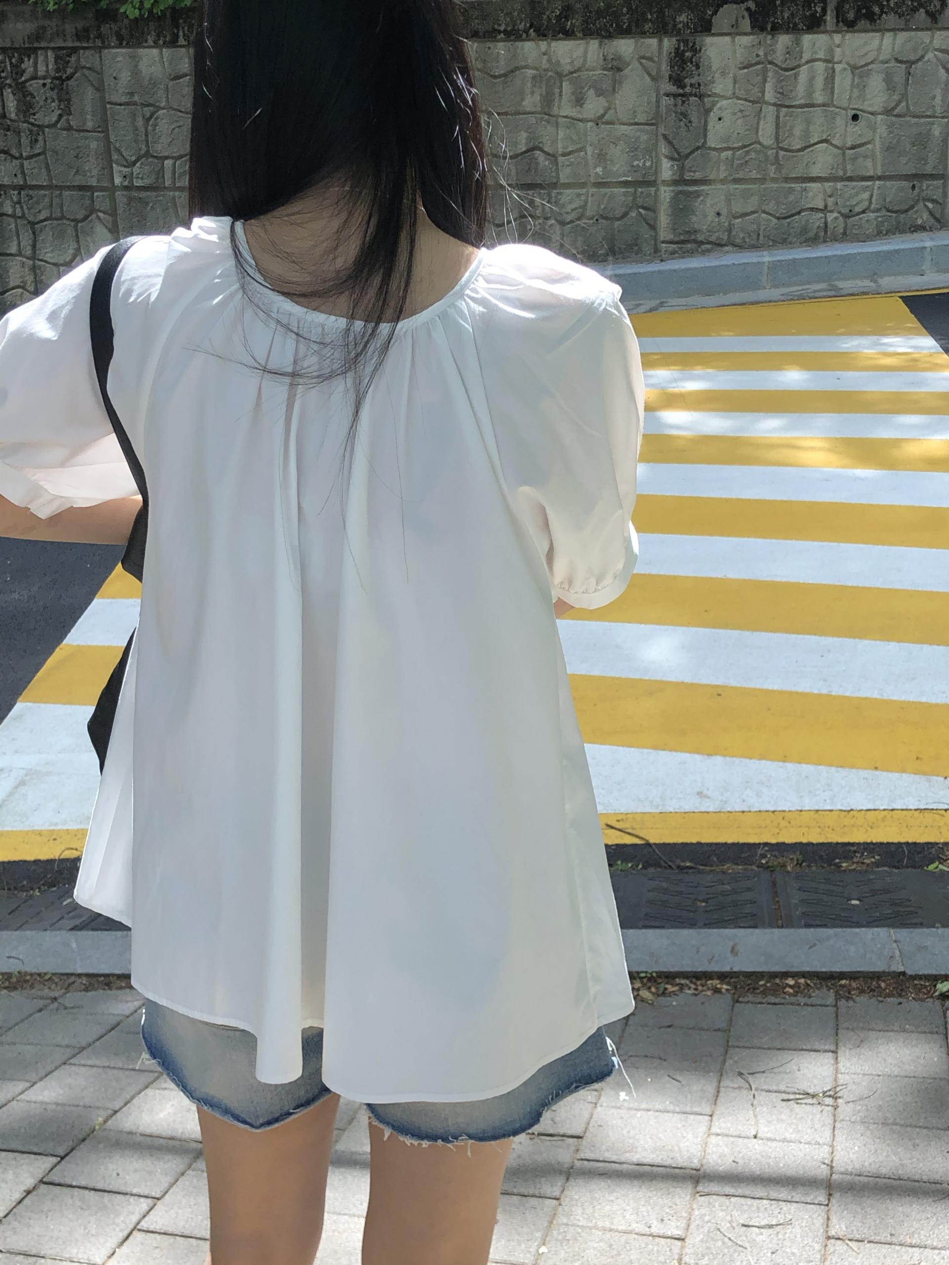 2-way button blouse : 씨유쑨