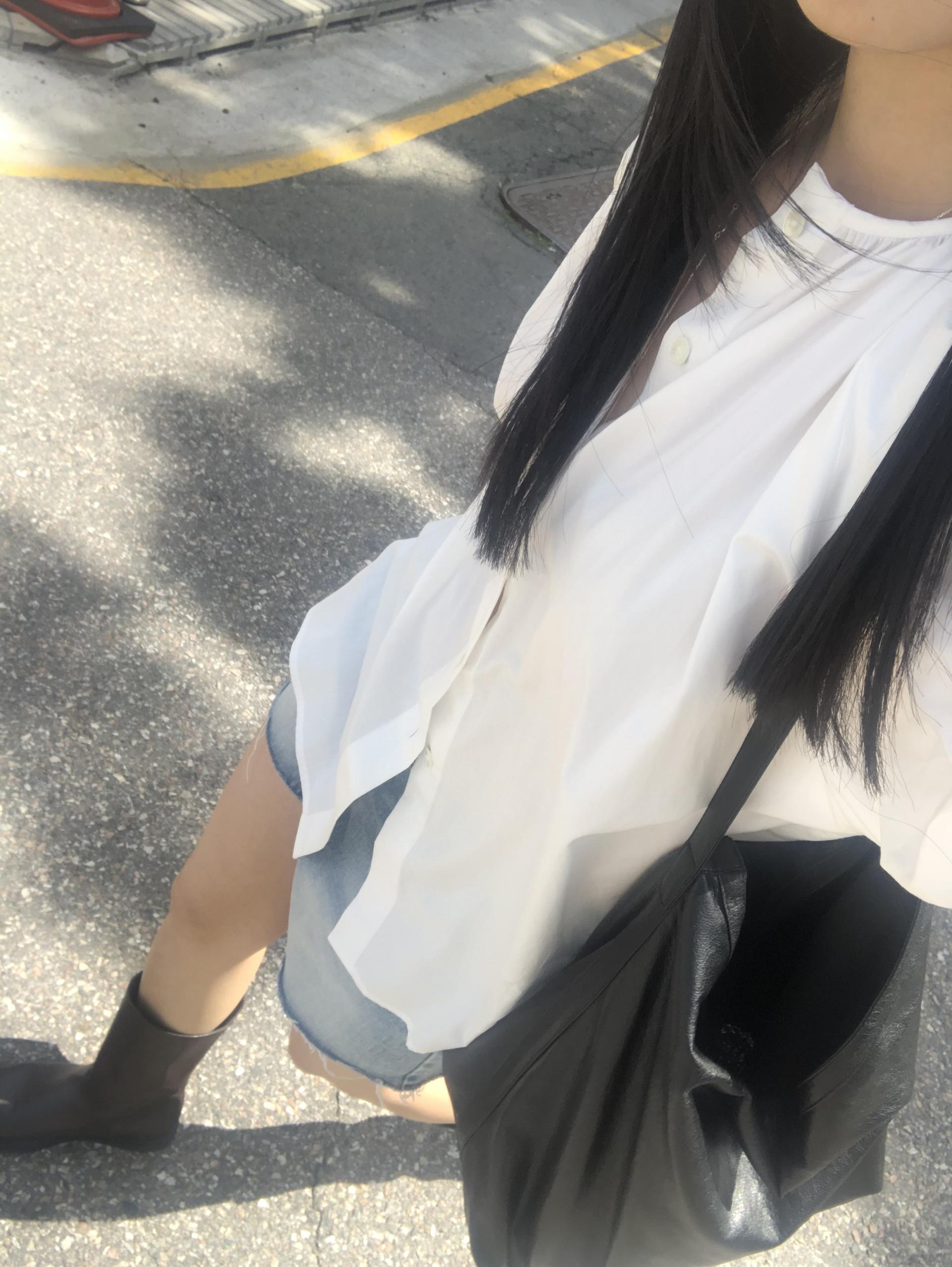 2-way button blouse : 씨유쑨