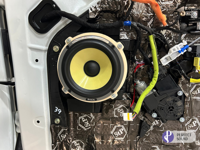 KA4 카니발!! 무스웨이D8시공에 이은 포칼스피커튜닝! : 작업 사진들