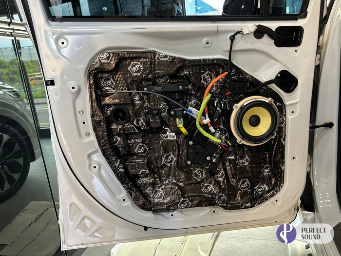 KA4 카니발!! 무스웨이D8시공에 이은 포칼스피커튜닝! : 작업 사진들