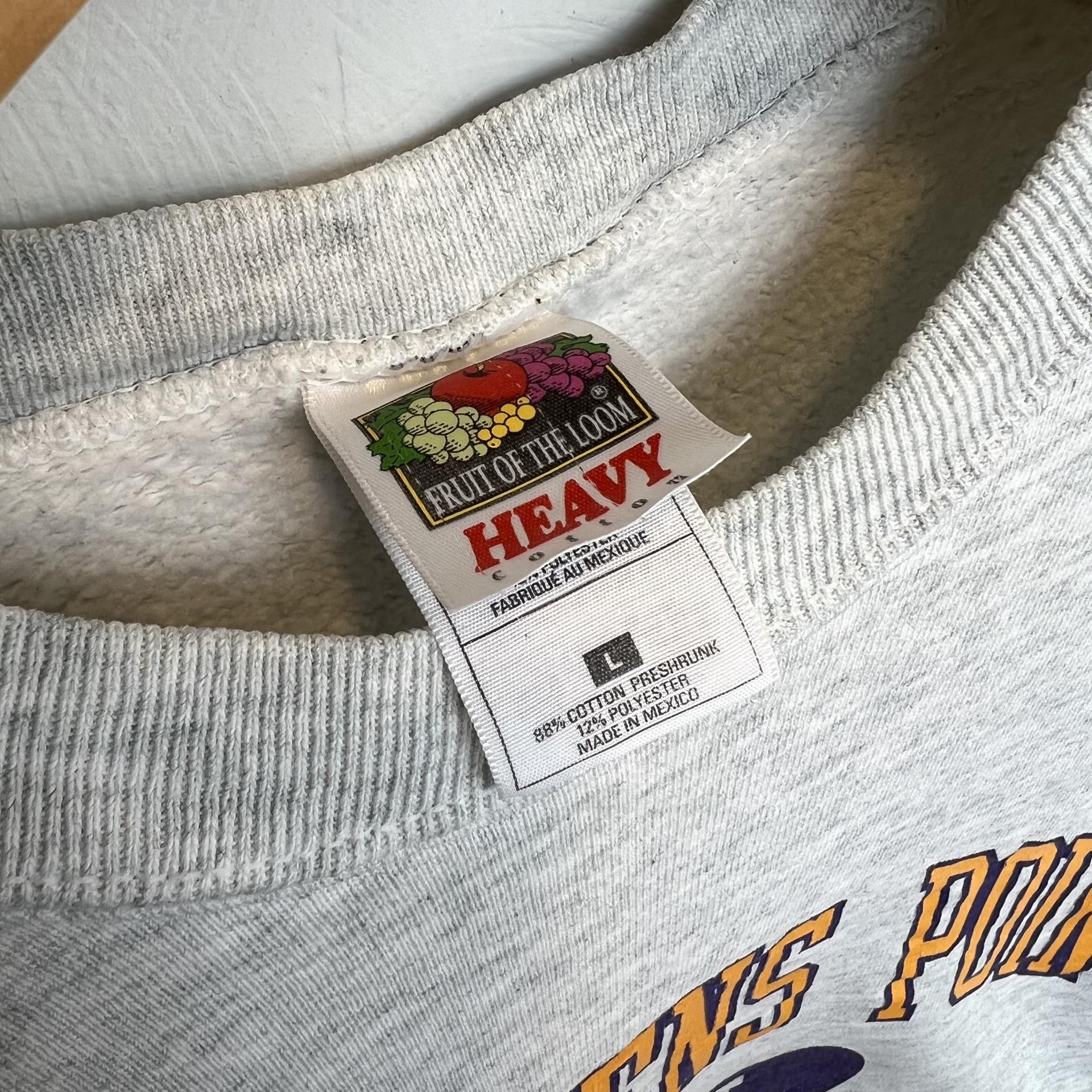 90s Fruit of the loom UW Steven Point Sweatshirt : 커넥티드도어 connected door