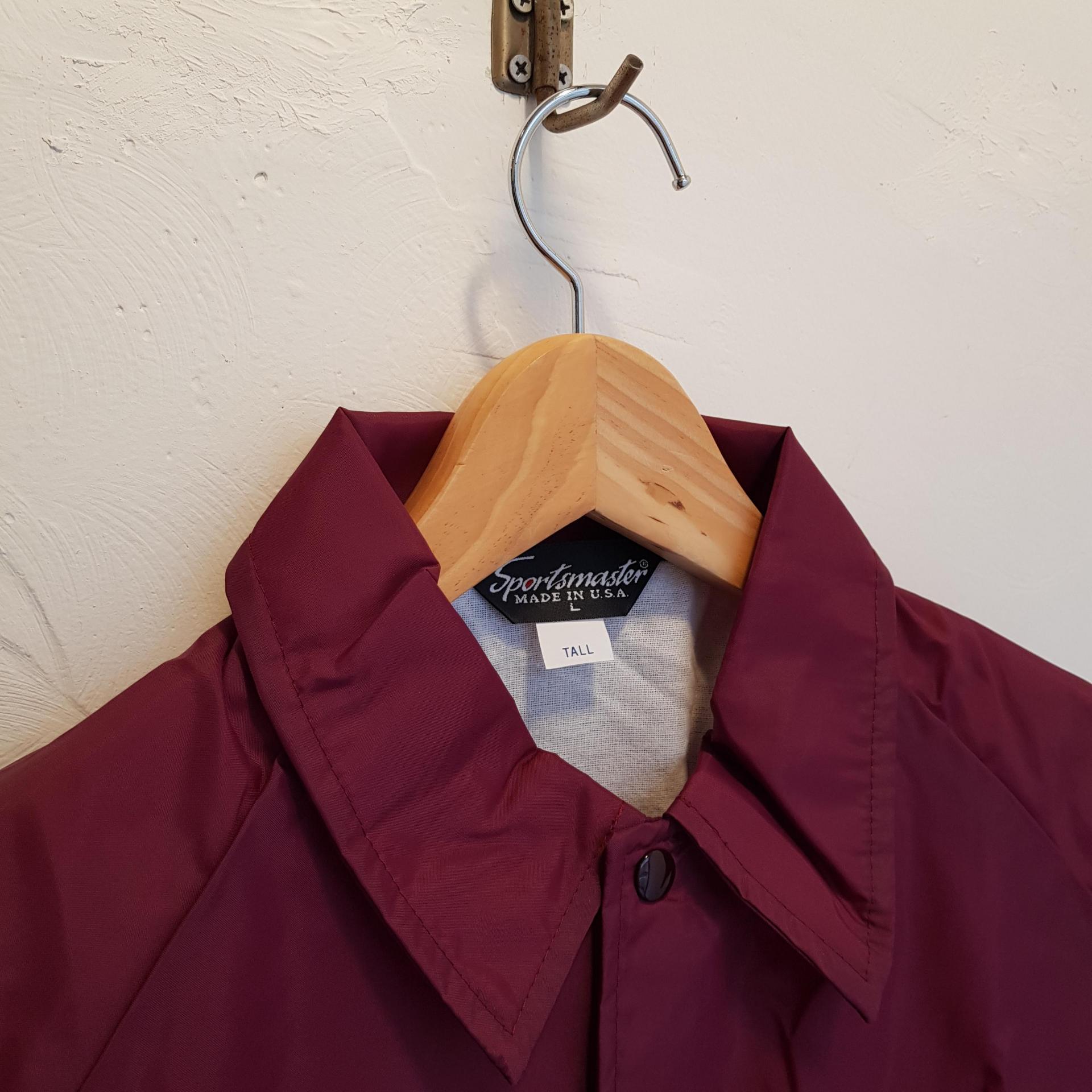 Sportsmaster Nylon Coach Jacket Burgundy : 커넥티드도어 connected door