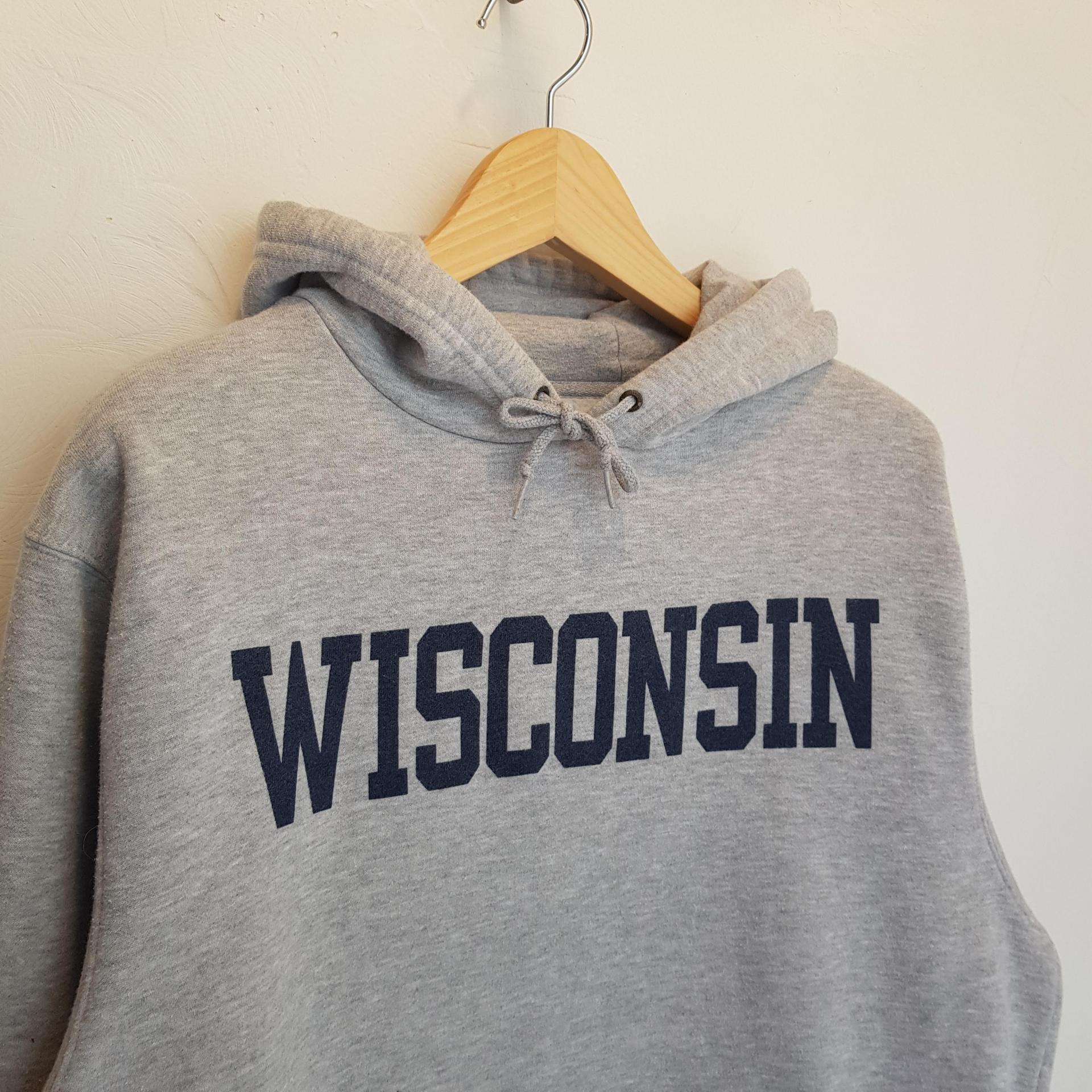 90s University of Wisconsin Sweatshirt Hoodie : 커넥티드도어 connected door