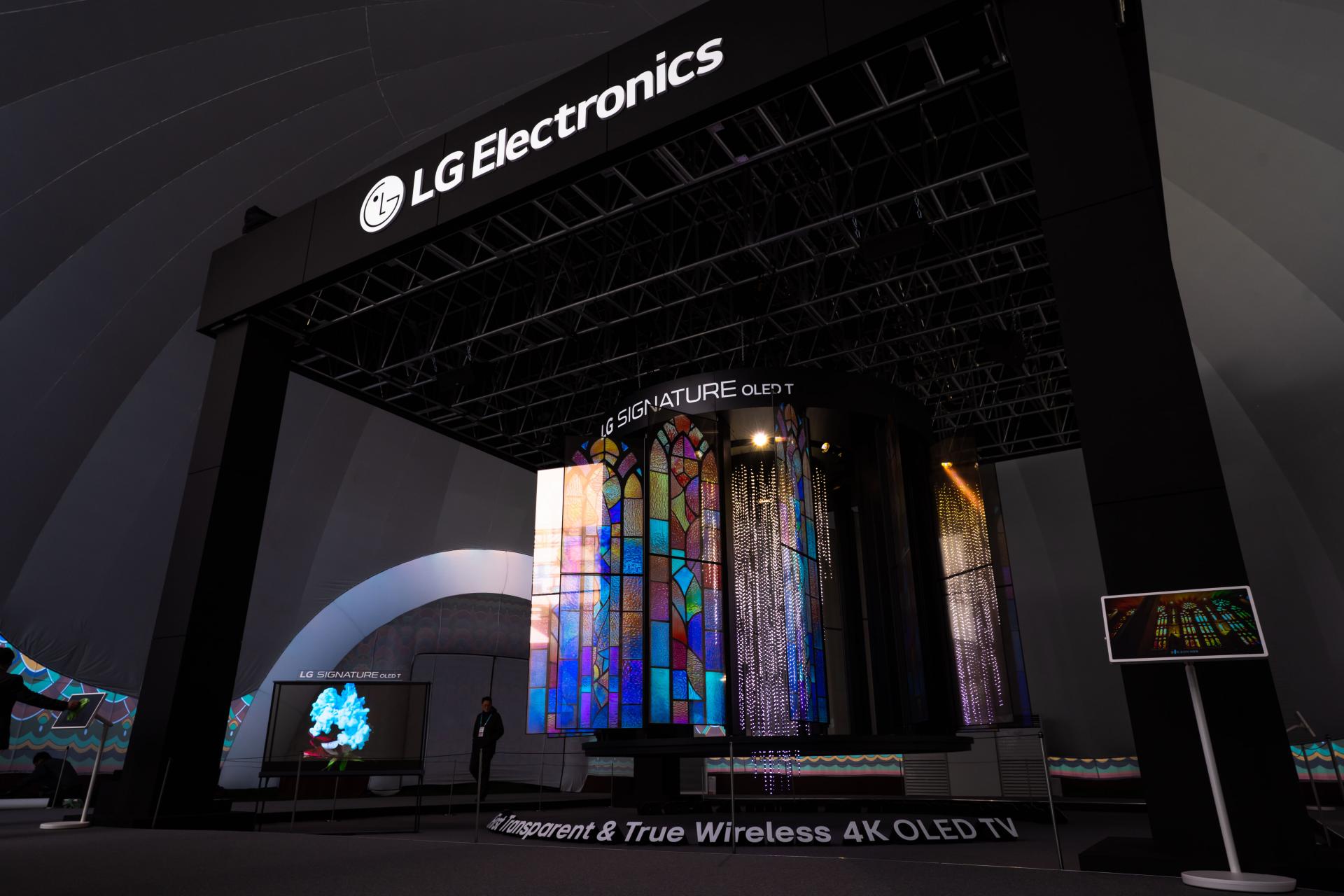 APEC 2025 LG Electronics Booth 'Stardust' : WORKS
