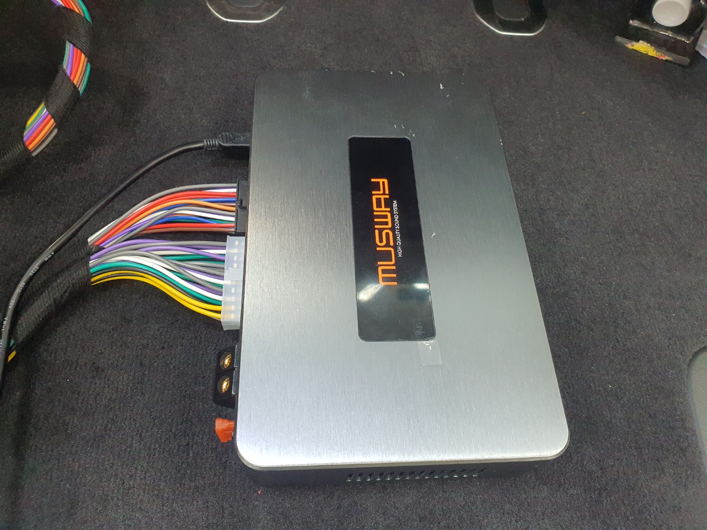 BMW X6 무스웨이 D8 DSP AVI BM 100 4D BM 100 스마트 V8 튜닝 전문점 : 오디오프로젝트 하이엔드 인스톨 갤러리