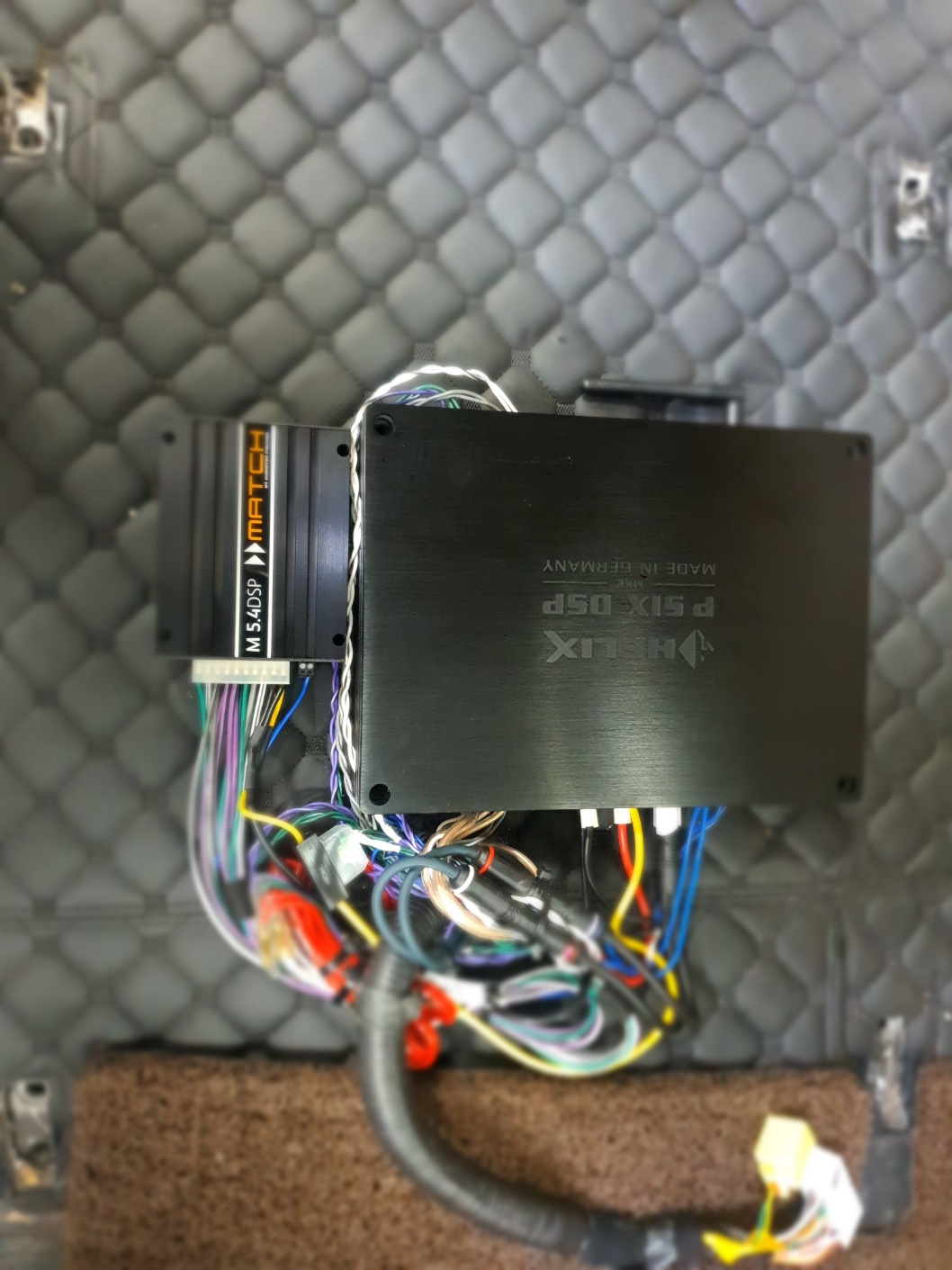 기아 올뉴 카니발 매치 M 5.4 DSP MK2 포칼 스피커 튜닝 스마트 V8 : 오디오프로젝트 하이엔드 인스톨 갤러리