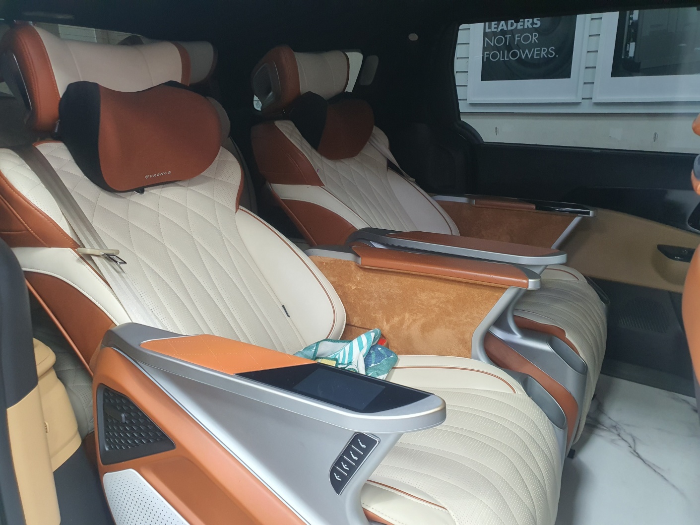 기아 카니발 KA4 무스웨이 DSP 앰프 D8 D4 V3.1 DSP 튜닝 전문점 스마트 V8 튜닝 전문점 : 오디오프로젝트 하이엔드 인스톨 갤러리