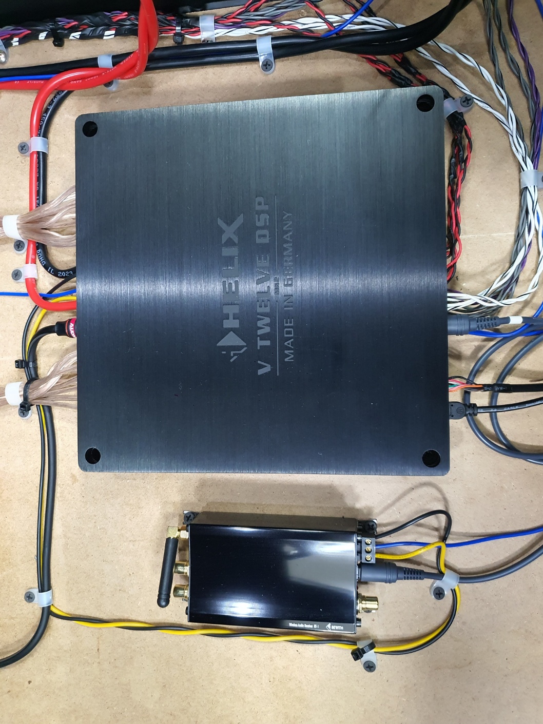 기아 K9 헬릭스 v12 DSP 튜닝 사운드 업그레이드 : 오디오프로젝트 하이엔드 인스톨 갤러리