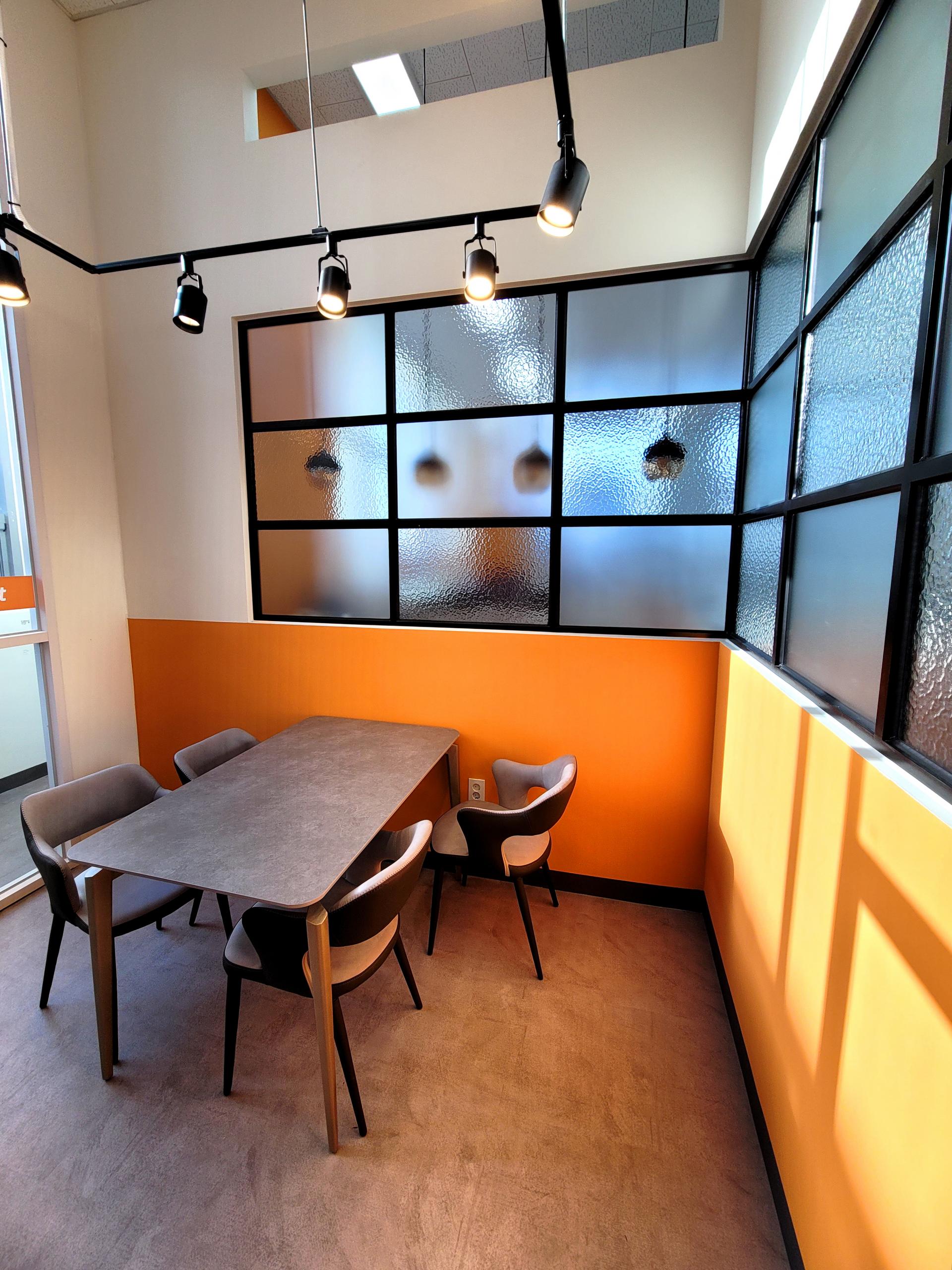 성남 센터엠 코어칩스사무실인테리어 : 사무실포트폴리오