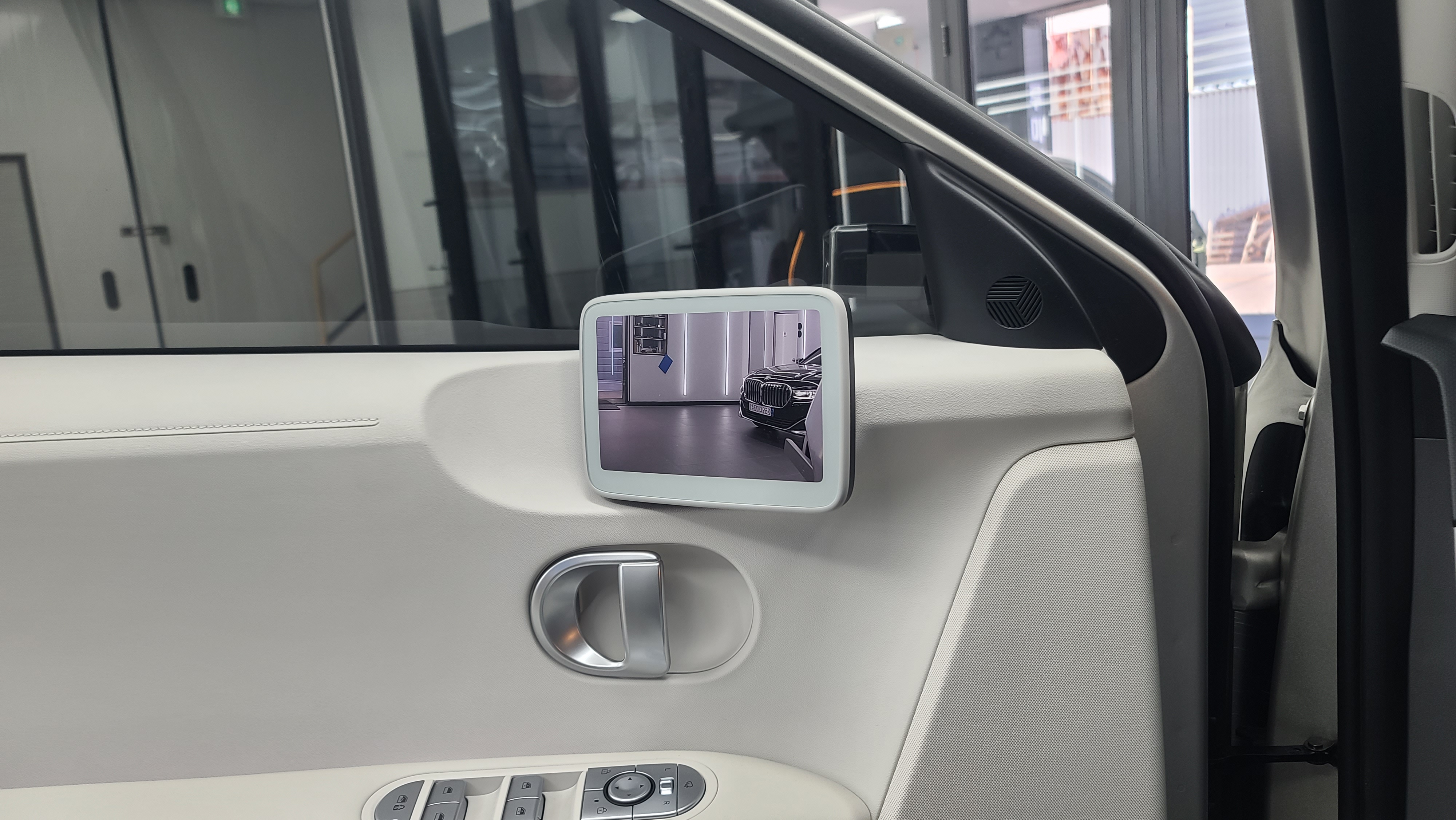 아이오닉 5 무스웨이 M6 DSP 앰프와 PHASS 스피커 설치 : 인스톨 갤러리