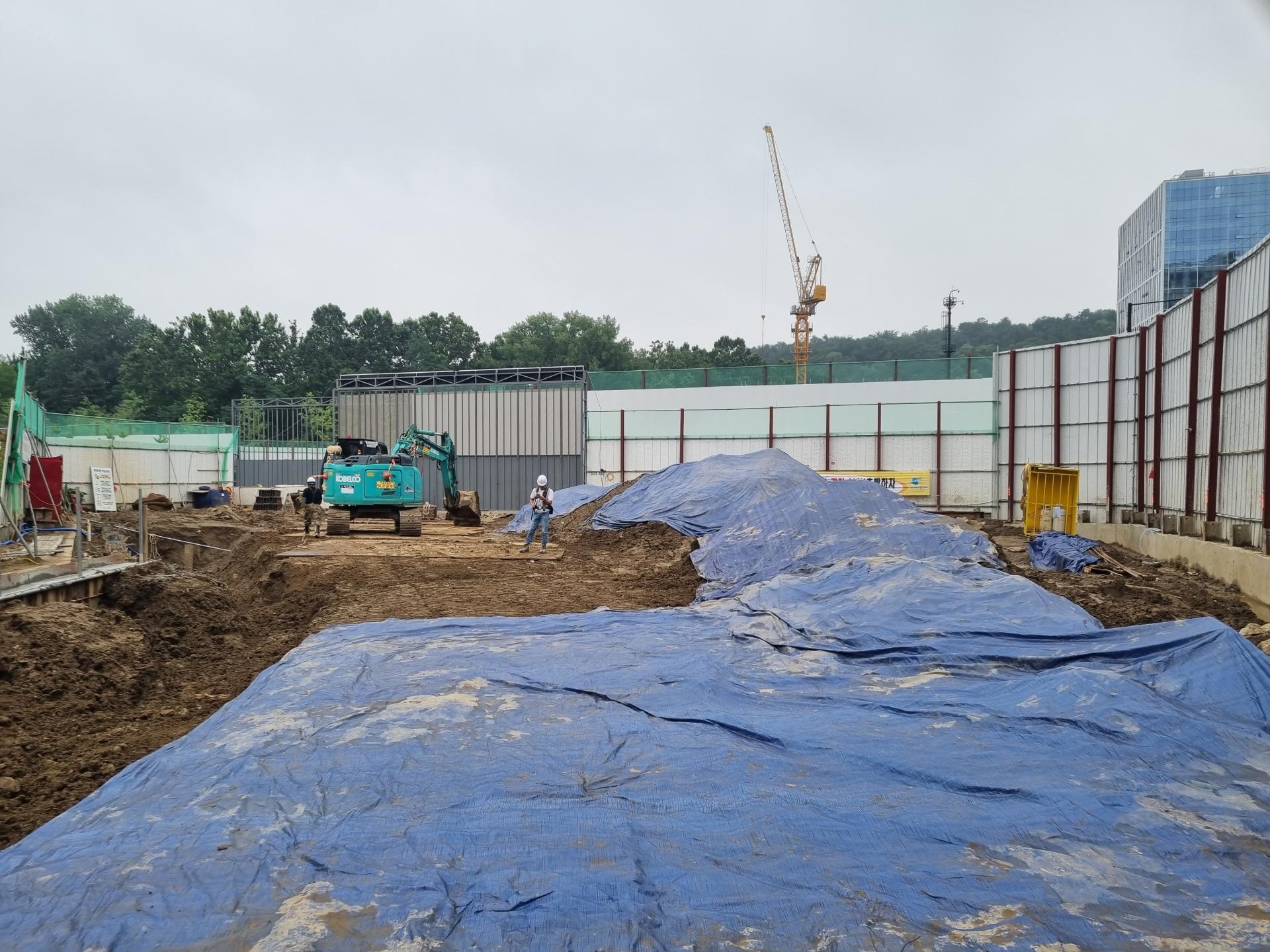 [2023년 7월 13일] 아침조회, cip두부정리, 현장보양, 천막보양, 우천으로 작업 무 : NCMN 비전센터