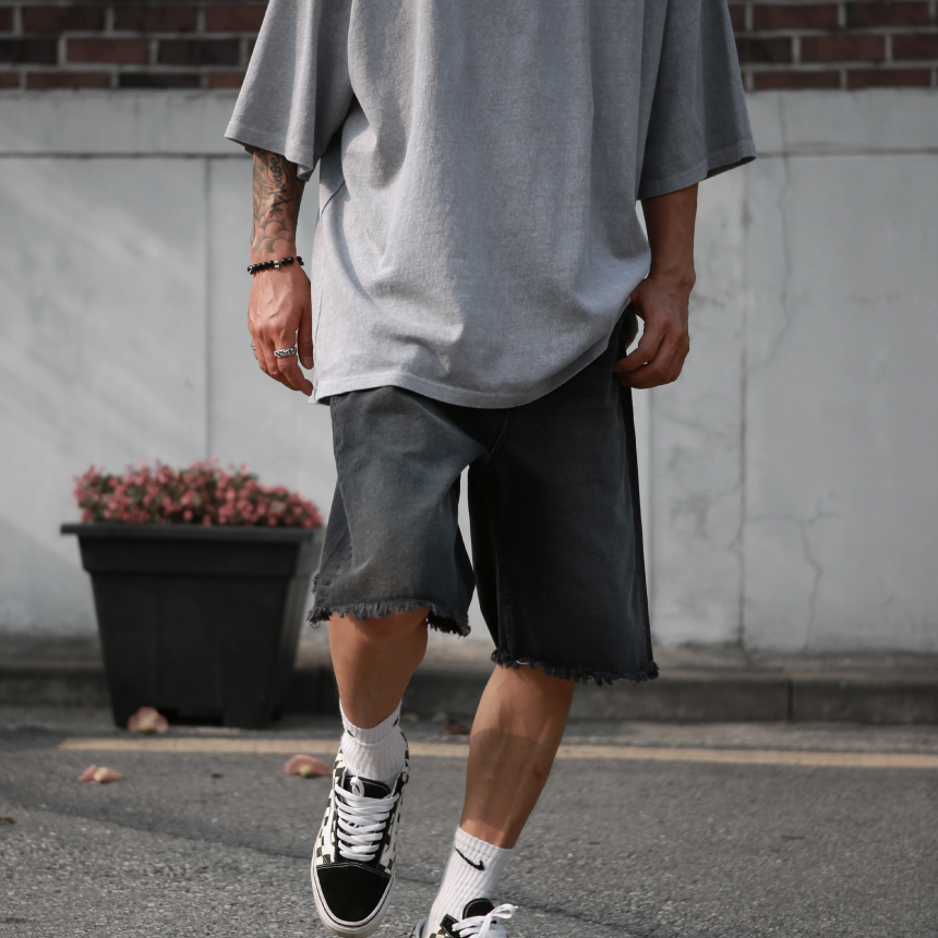 Salt washing cutting denim pants black : ACHRO-