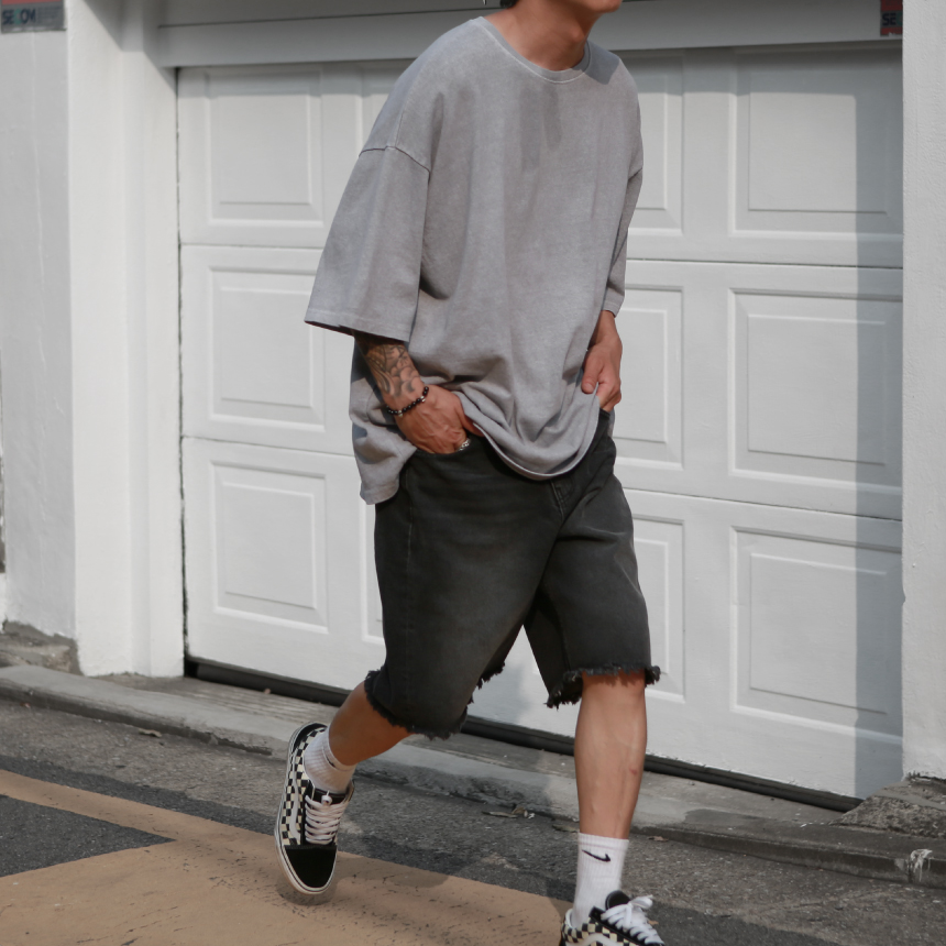 Salt washing cutting denim pants black : ACHRO-