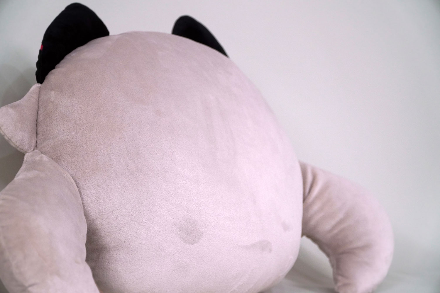 DJMAX RESPECT V So Happy 캐릭터 쿠션 - EL FAIL : DJMAX STORE