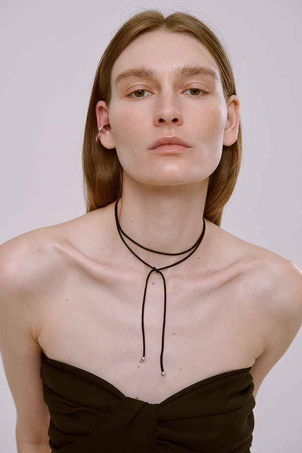 SIMPLE STRING CHOKER : LEYIE 르이에