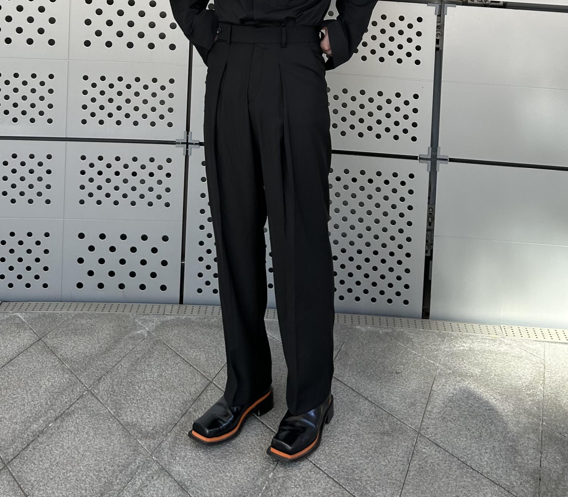 (soldout) 벨티드 역주름 세미와이드 슬랙스 2COL (블랙,다크그레이) : 이치반