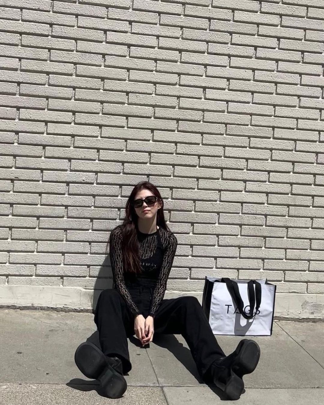 블랙을 사랑하는 소희언니의 LA패션 🖤 : 데일리패션뉴스 - dafanew