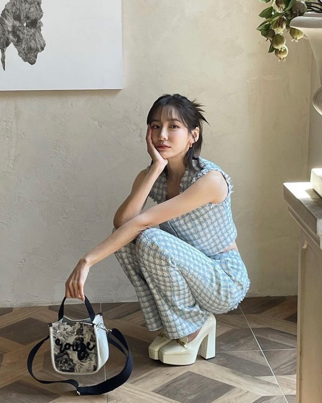 반묶음 까치머리 트렌드 : 데패뉴 | 트렌드&스타일링