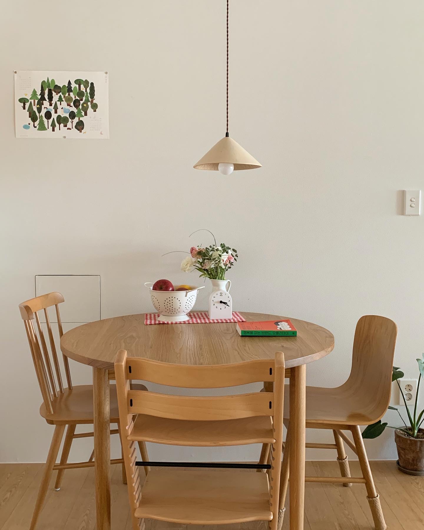 yoyohi table (요요히테이블) : hoha