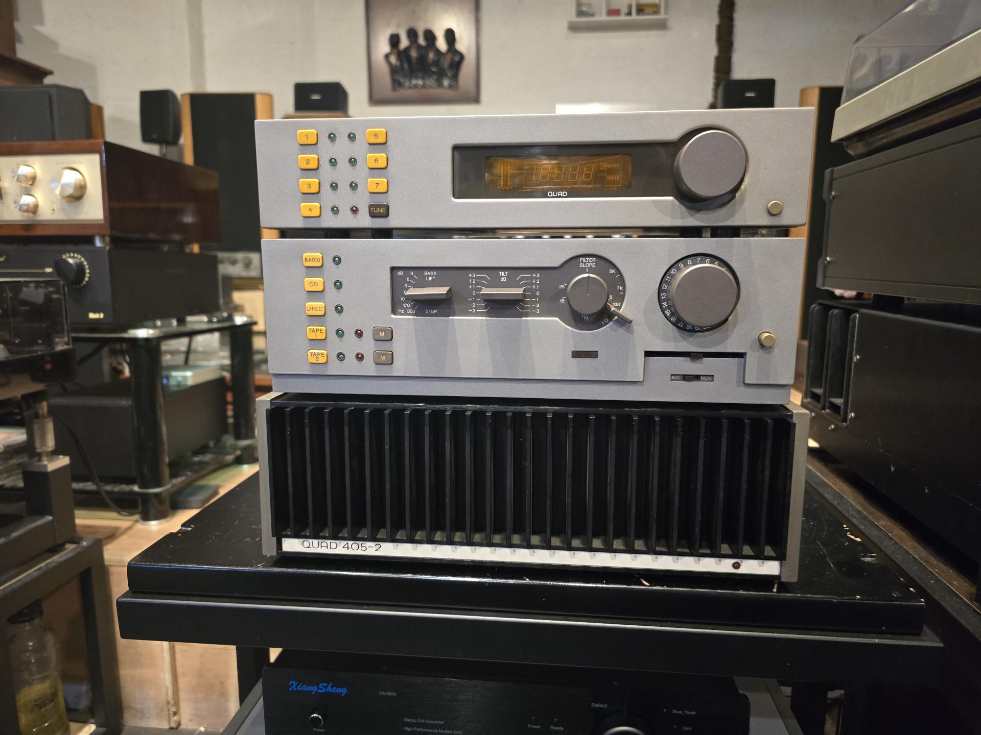 QUAD 44프리앰프 QUAD 405-2 파워앰프 QUAD FM4 튜너