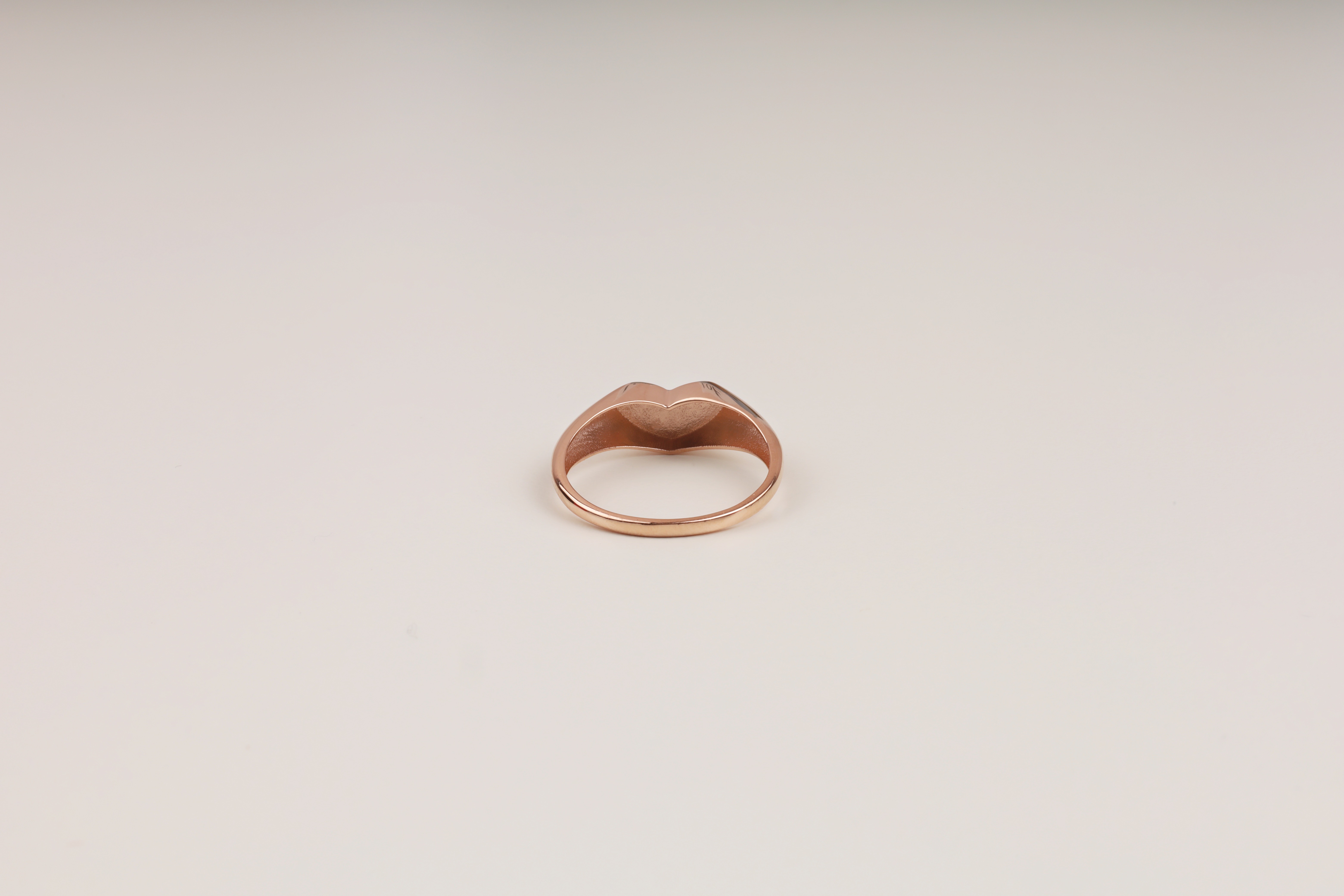 볼륨 하트 링 : 어메종 Aumaison | 매일 착용하는 클래식 & 프리미엄 주얼리