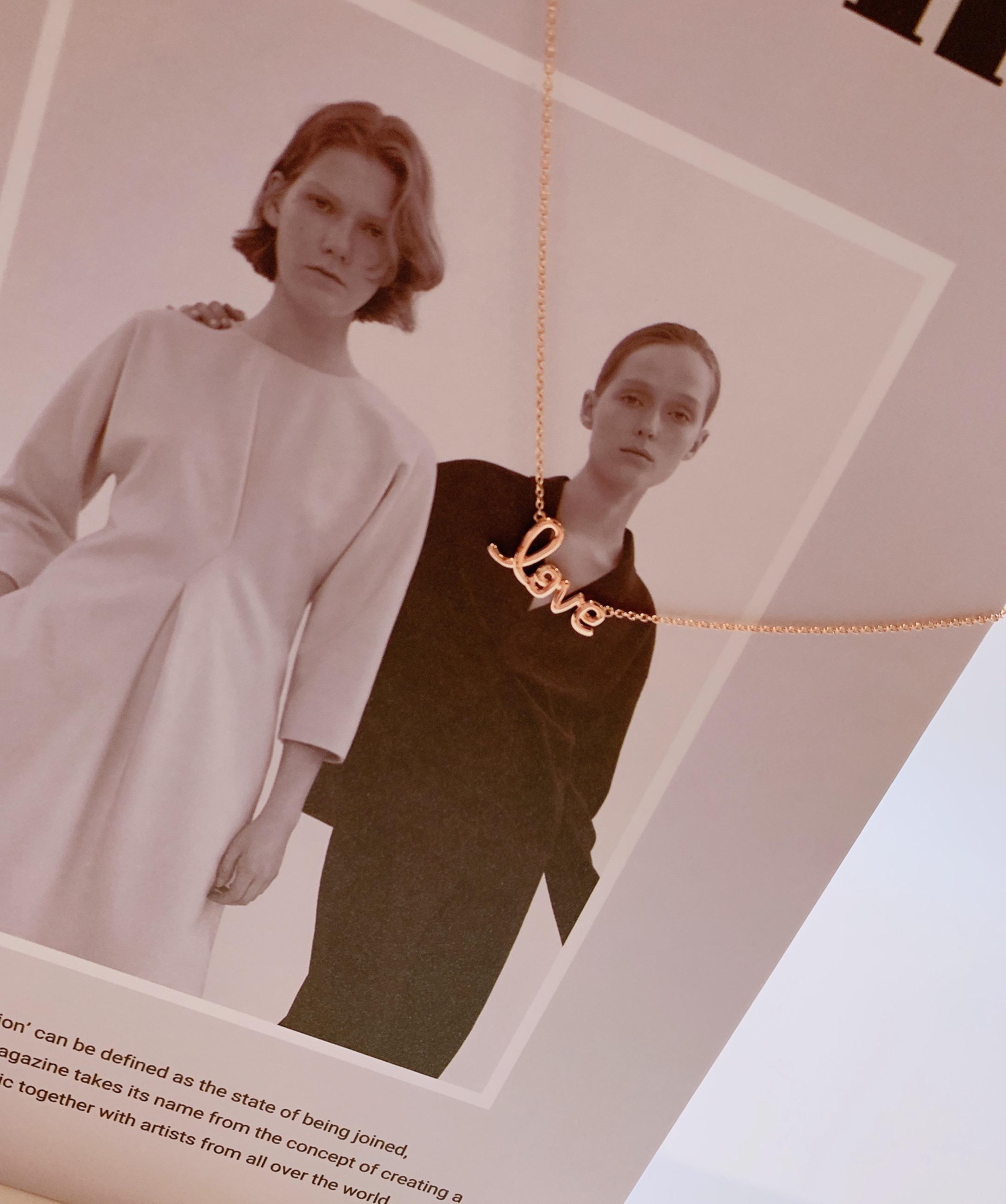 love 목걸이 : 어메종 Aumaison | 매일 착용하는 클래식 & 프리미엄 주얼리
