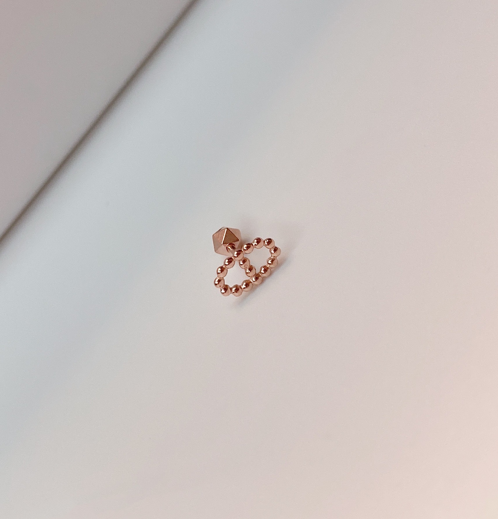 샹달 볼 피어싱 - 소 : 어메종 Aumaison | 매일 착용하는 클래식 & 프리미엄 주얼리