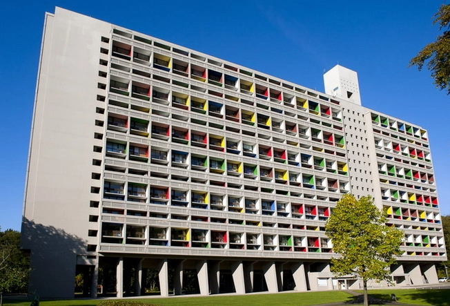 필로티 구조(Piloti Structure)란 무엇인가? : 저널 페이지