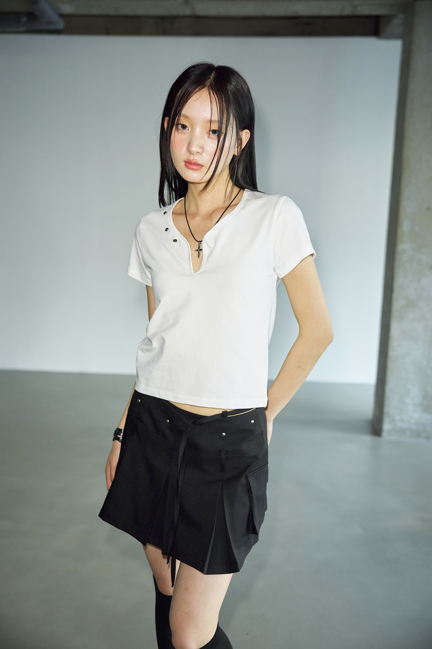 [HELENE PARIS] 레더 볼드 크로스 네크리스 - HELENE PARIS | 리켓