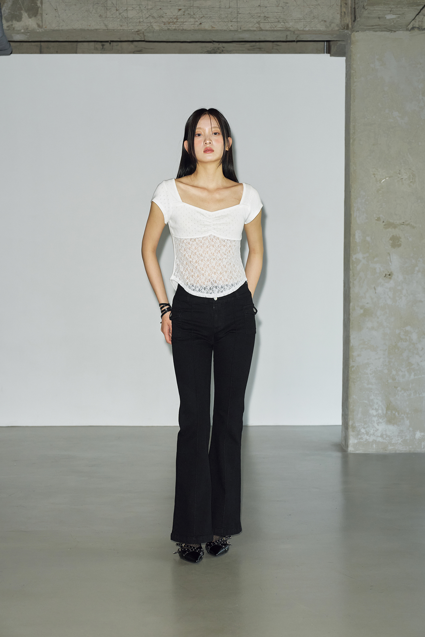 [HELENE PARIS] 펀칭 콤비 레이스 하프 티셔츠 [화이트] - HELENE PARIS | 리켓