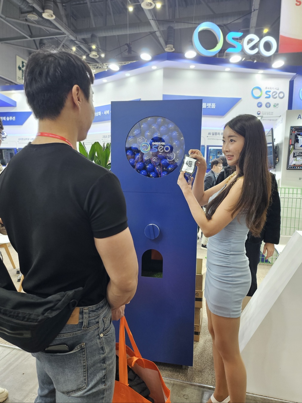 가챠머신, 캡슐추첨기 제작 및 렌탈 대여 임대